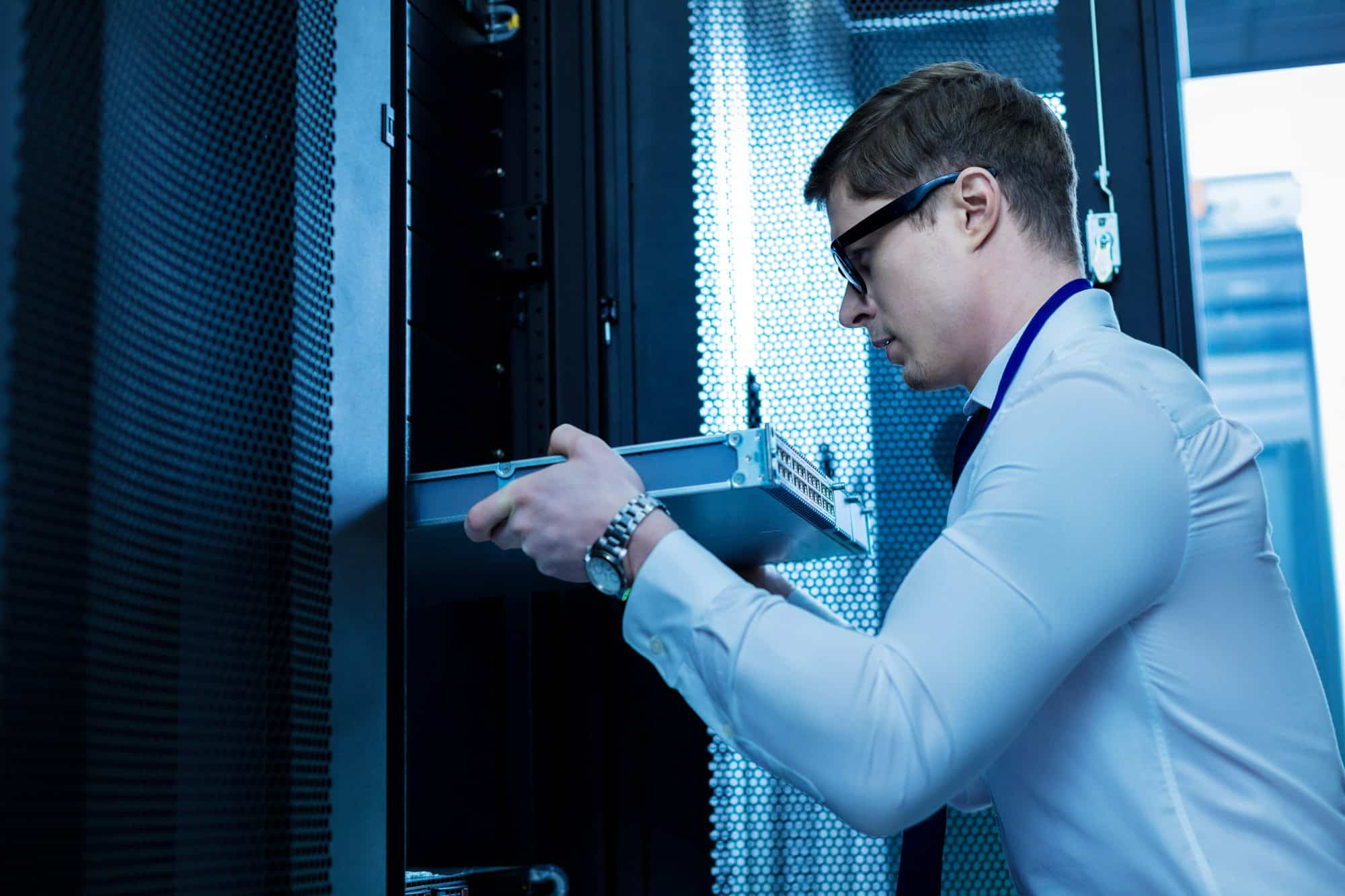 Tips to Improve Data Center Management - Protected Harbor